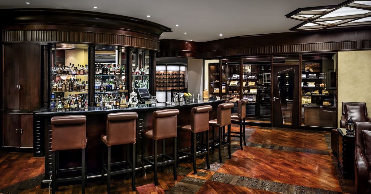 Cigar Bar Membership Plan | CCI FRANCE EMIRATS ARABES UNIS